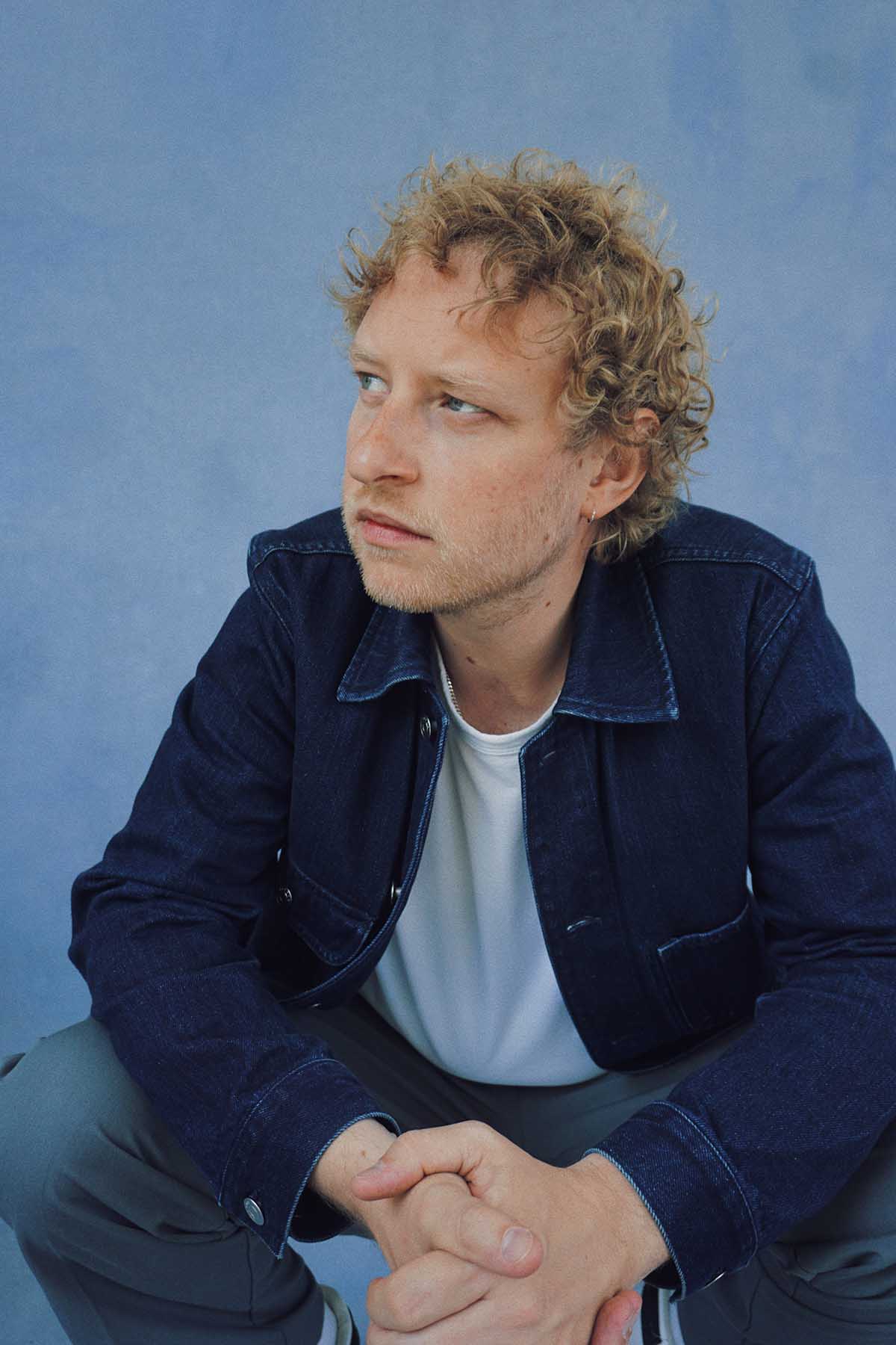 How a Love of Jazz and Britpop Led to Welsh Pianist Joe Webb’s Unique ...