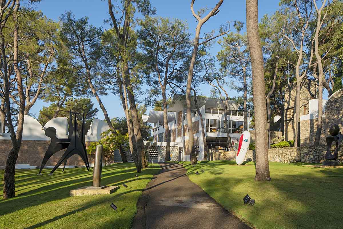 Visit Fondation Maeght in France for Both Its Architecture and Artworks ...